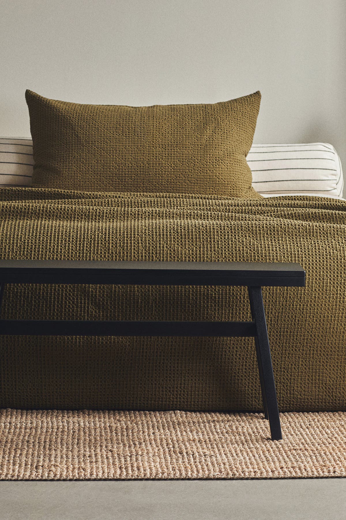 Wooden Bench | H&M UAE